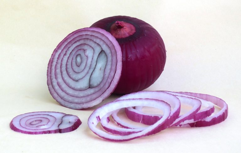 Red Onions Pack a Cancer-Fighting Punch, Study Reveals - U of G News