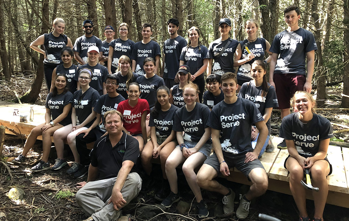 Project Serve Returns to Give Back to Community - U of G News