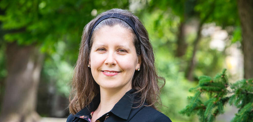 U of G Geography Professor Awarded for Mental Health Efforts - U of G News
