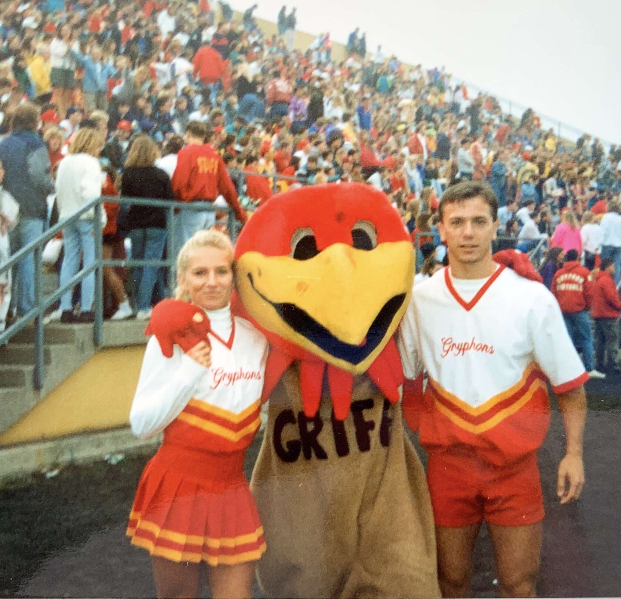 Co-Ed Cheerleading Team Reunites After 35 Years - U of G News